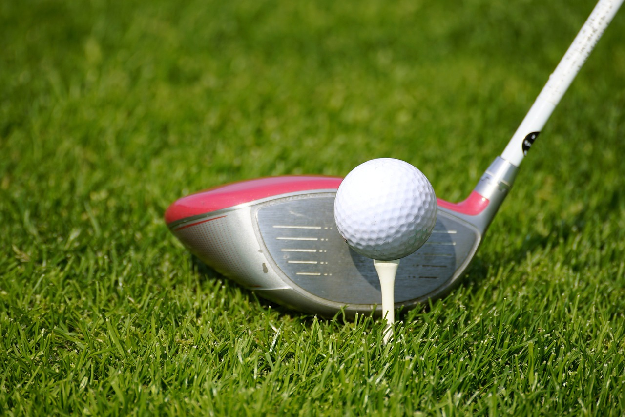 Guide des wedges de golf : Quels types choisir et comment les utiliser